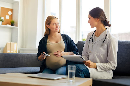 How to Choose the Right OB/GYN for Pregnancy | SneakPeek®