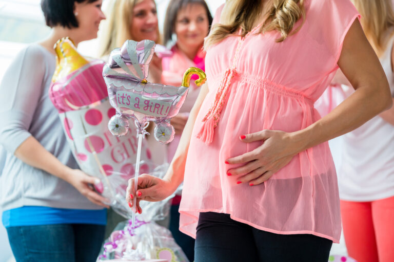 When to Have Your Baby Shower | SneakPeek